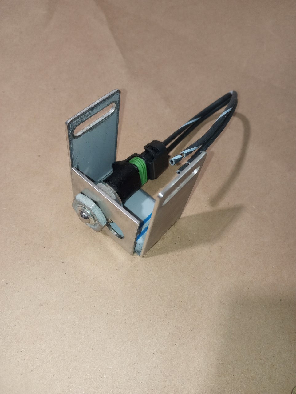 bknsskit1_1024x.jpg?v=1669060251